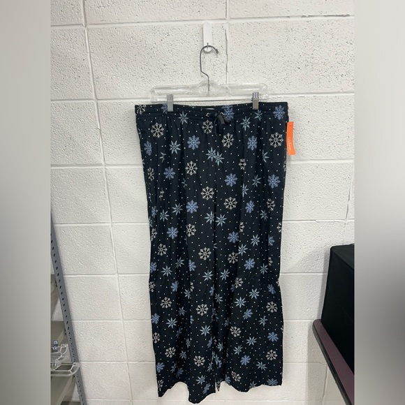 Colsie | Intimates & Sleepwear | Colsie Pajama Pants With Blue White ...